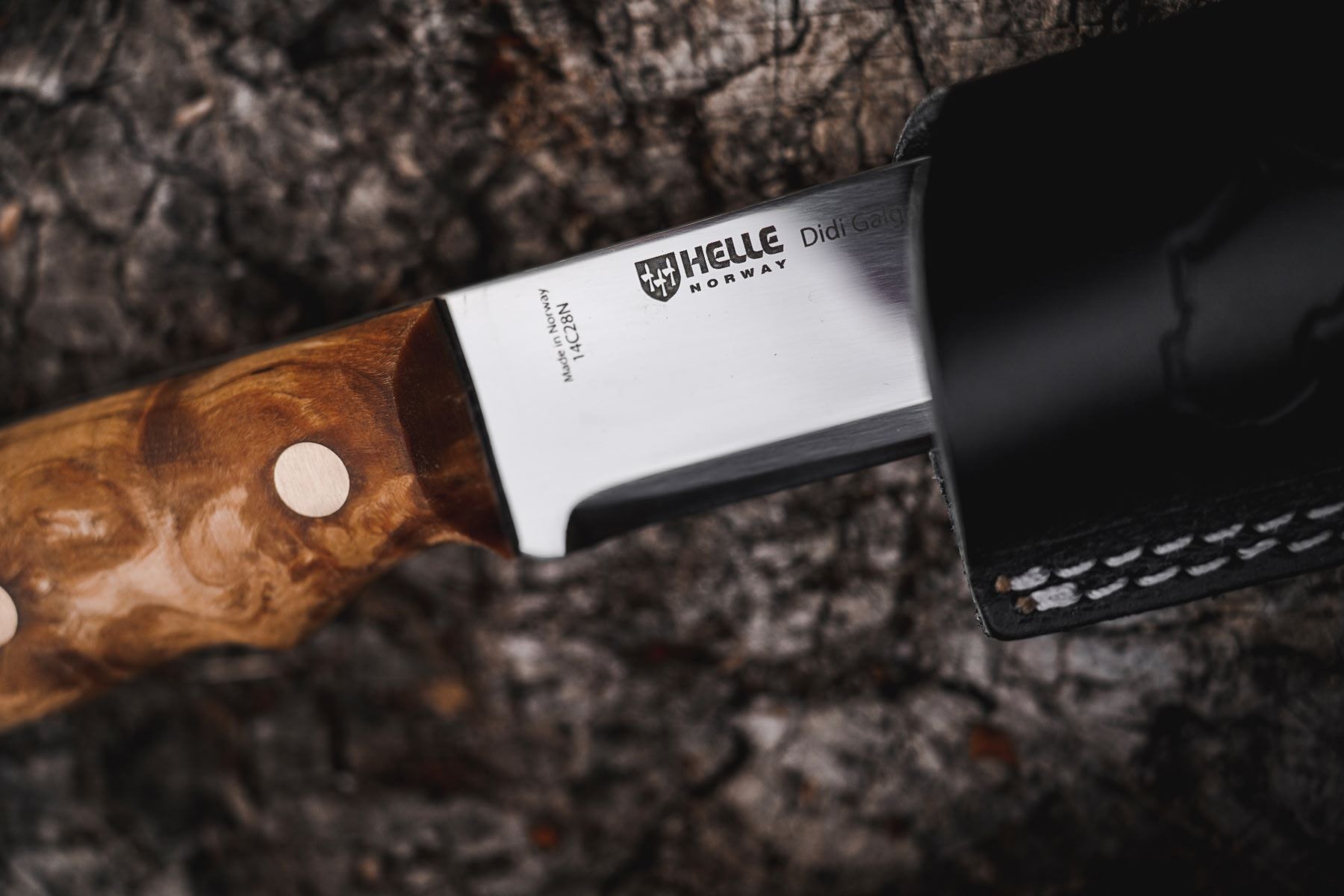 Helle Kniver - For eit liv i det fri – Helle Fabrikker