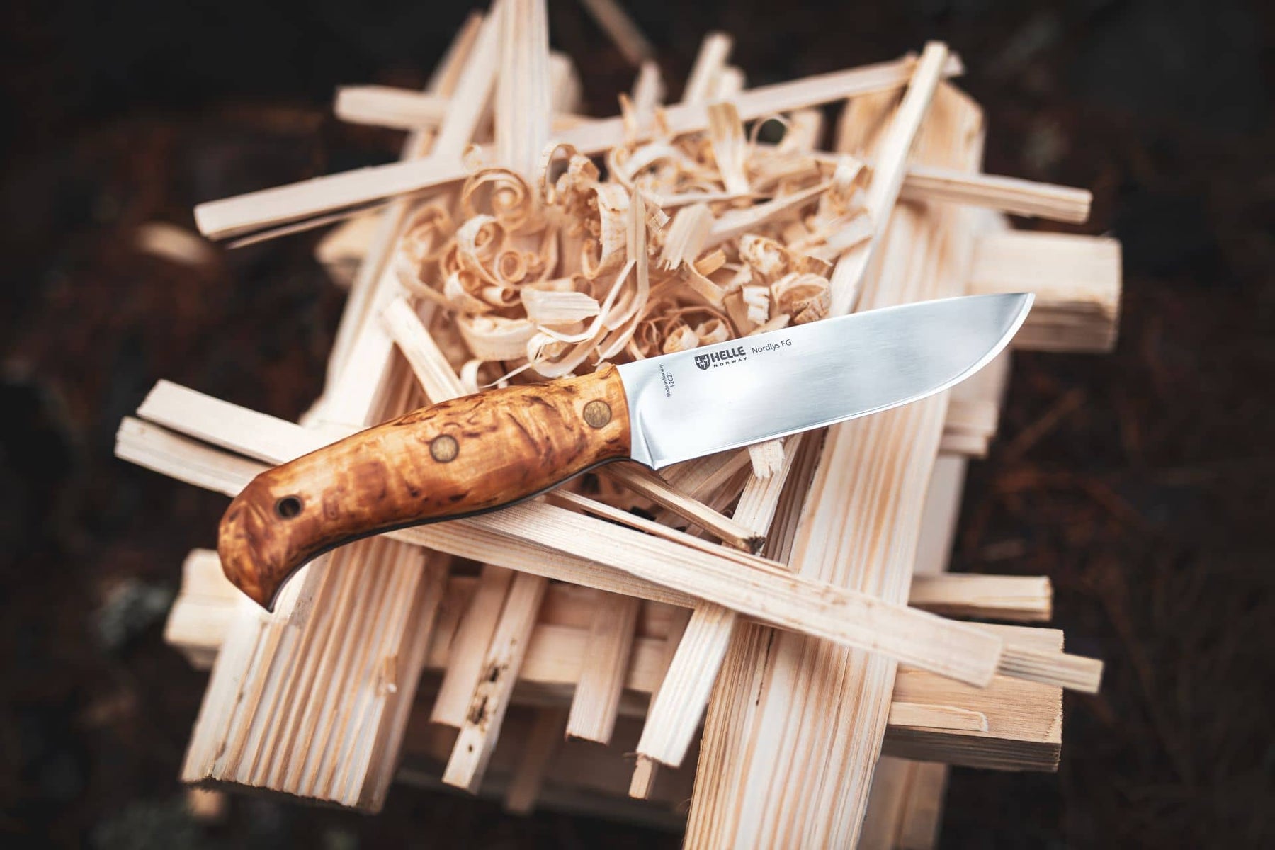 Helle Kniver - For eit liv i det fri – Helle Fabrikker